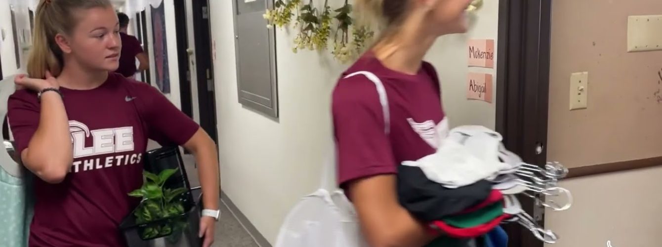 Helping Hands (New Student Move In Day) – All #ourCOG News